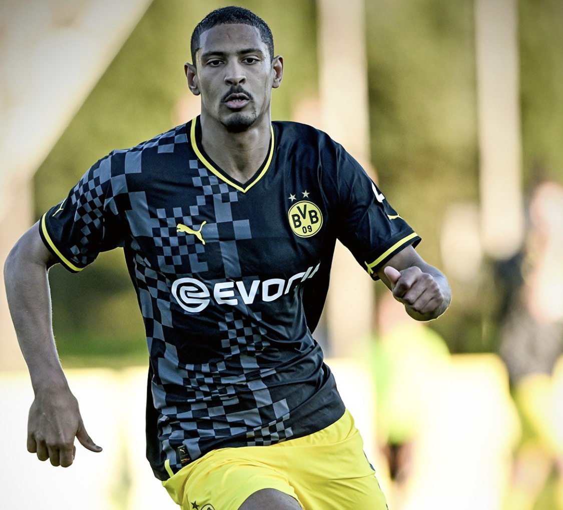 Dortmund’s Haller returns to pitch after testicular cancer diagnosis ...